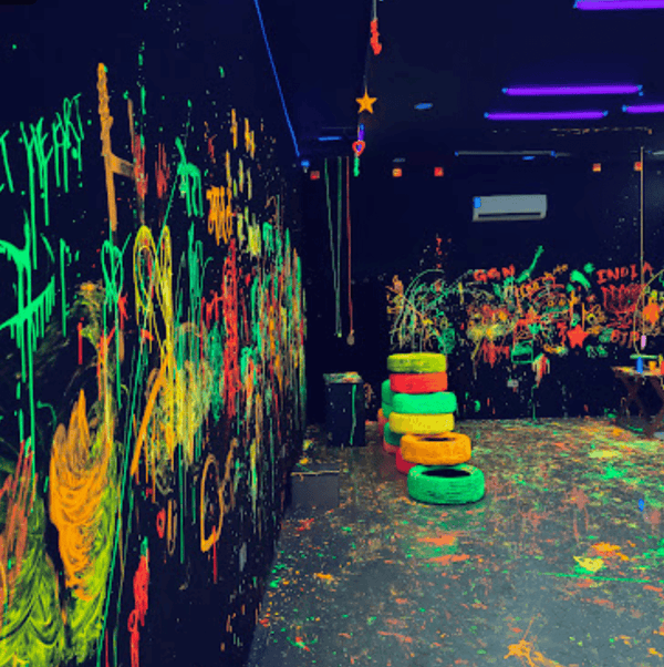 Get 30% Off Splashit Neon Paint Experience Near Ireo Grand Arch Sector ...