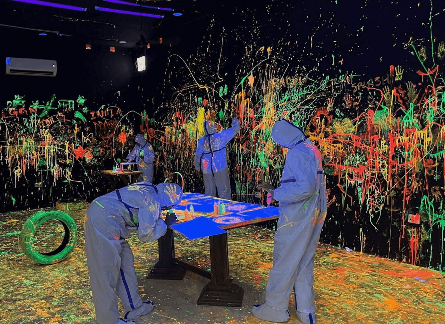 Get 30% Off Splashit Neon Paint Experience Near Ireo Grand Arch Sector ...